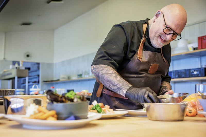 Den Skaldede Kok overtager Strandgrillen | Frederikshavn LigeHer.nu Den Skaldede Kok overtager Strandgrillen | Frederikshavn LigeHer.nu