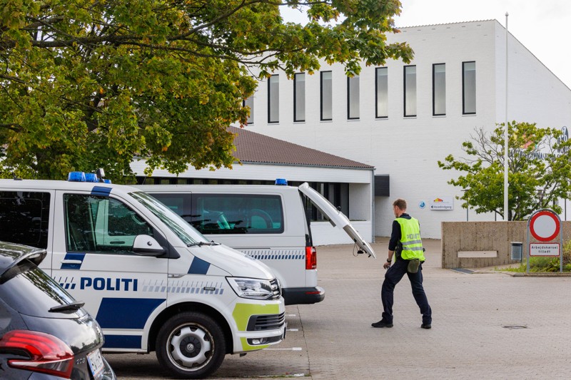 Politi med trukne våben ved gymnasium | Aalborg:nu Politi med trukne våben ved gymnasium | Aalborg:nu